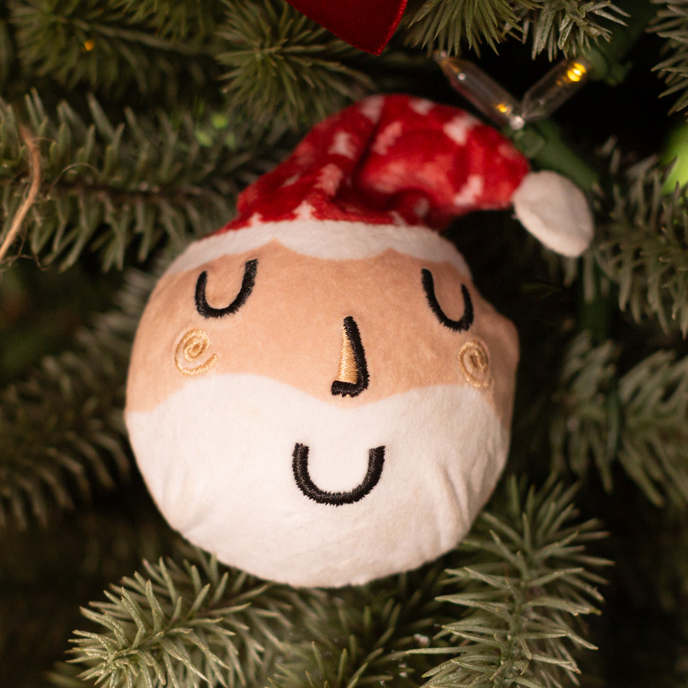 Seth Santa Ball | Rosewood Dog Toy | Lords & Labradors