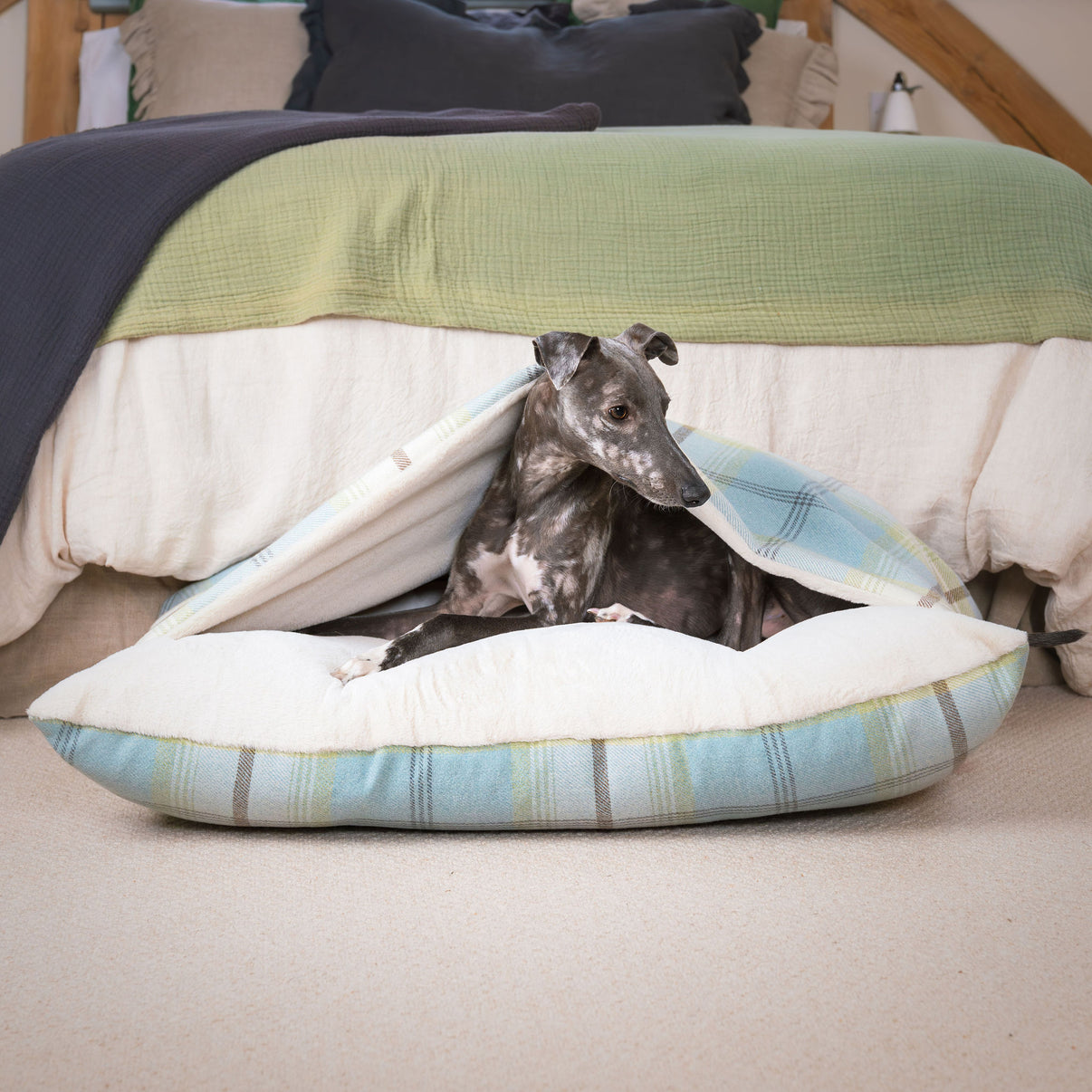Sleepy Burrows Bed in Duck Egg Tweed | Lords & Labradors Luxury Dog Beds